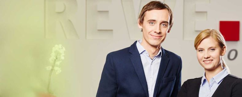 Ausbildung und duales Studium bei der REWE Group